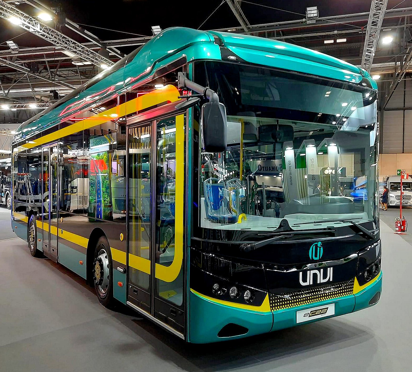 İspanyol Karoserci UNVİ Otobüsleriyle Dikkat Çekiyor « Türkiye Ticari ...